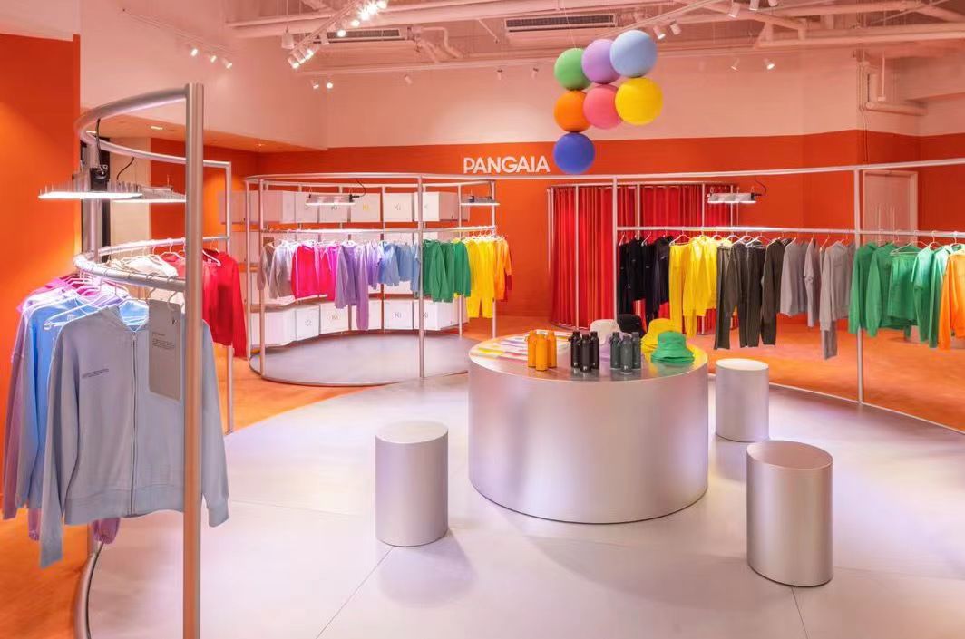 2022 Pangaia Times Square Pop Up – Blue Mount